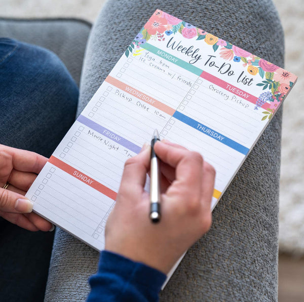 Floral Weekly To Do List – Sweetzer & Orange